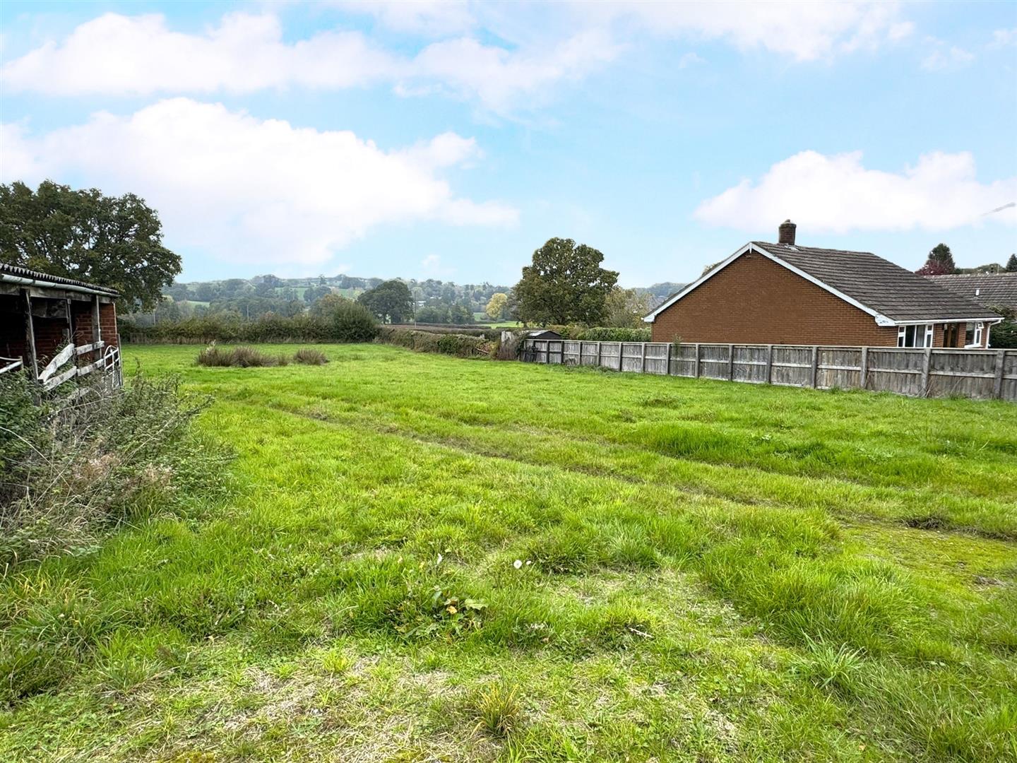 Land To The East of Brynffynon, Llanymynech, SY22 6QN